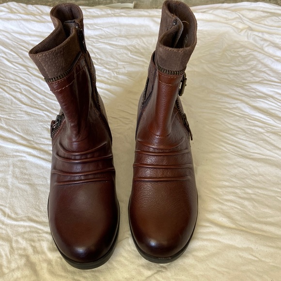 Earth Origins | Shoes | Earth Origins Dolly Brown Leather Ankle Boot ...